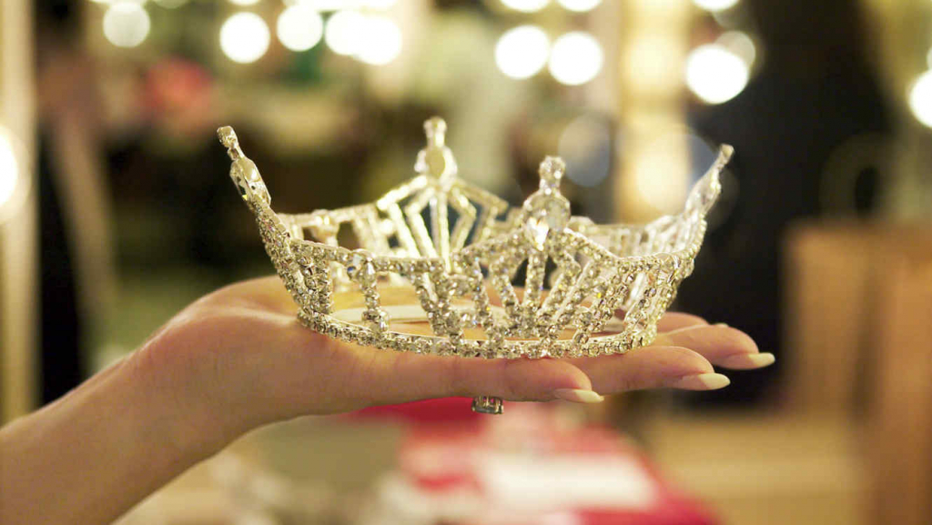 Tipitapeños coronaron a su reina del carnaval “A lo nica” en su décima ...