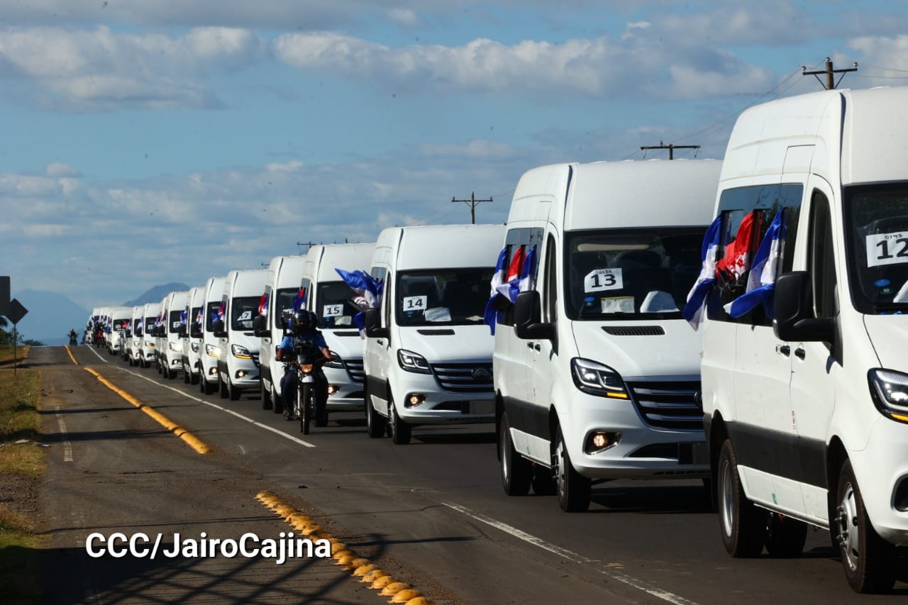 Llegan a Managua 300 microbuses procedentes de China - La Nueva Radio YA