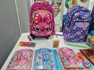 Tu Nueva Radio Ya y Sermupro listos para entregar 40 mochilas equipadas ...